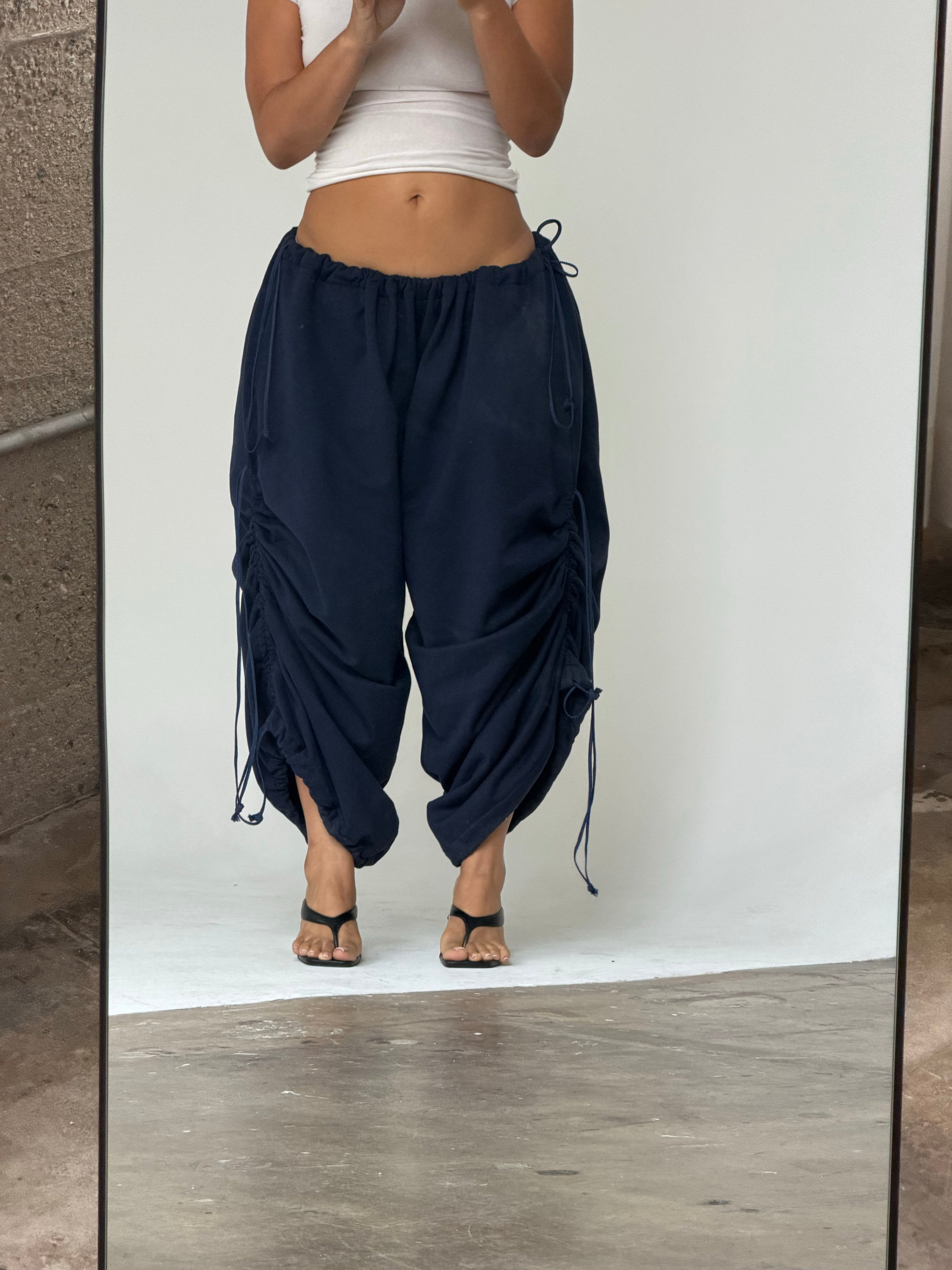 Infinity Pant in Navy – BABES