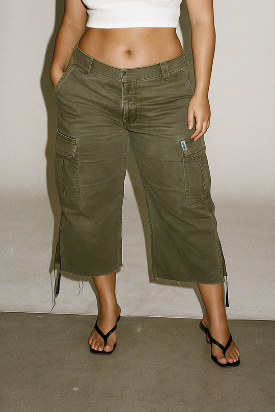 The Cropped Cargo Capri Olive – BABES